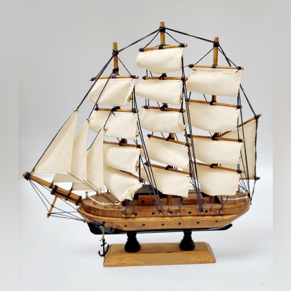 Vintage | Accents | Vintage The Mayflower Sailboat Ship Shelf Decor ...